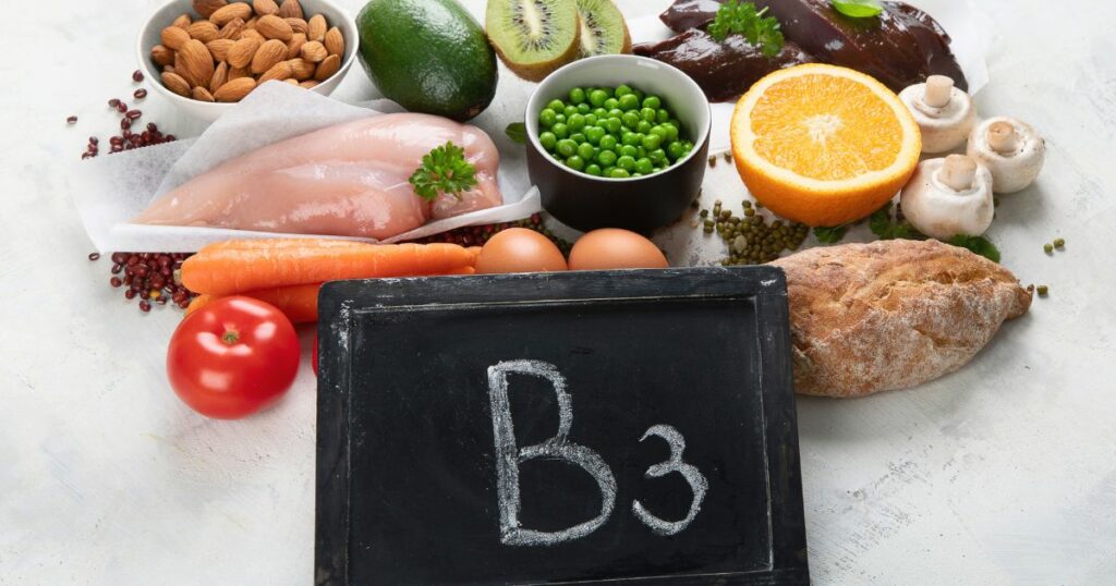 Witamina B3 (niacyna, PP) – rola, źródła oraz niedobory