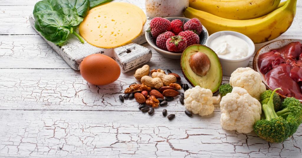 Biotyna (witamina B7) - rola, źródła i zastosowanie - Biozdrowy